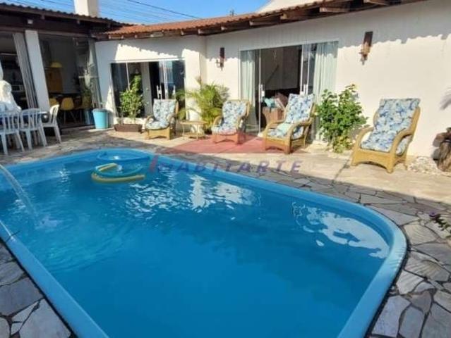 Casa / Sobrado para Venda em Matinhos/PR Balneário Arco Íris 4 Quartos