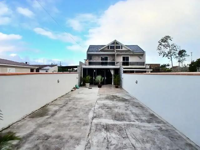 Casa / Sobrado para Venda em Matinhos/PR Balneário Caravelas 2 Quartos