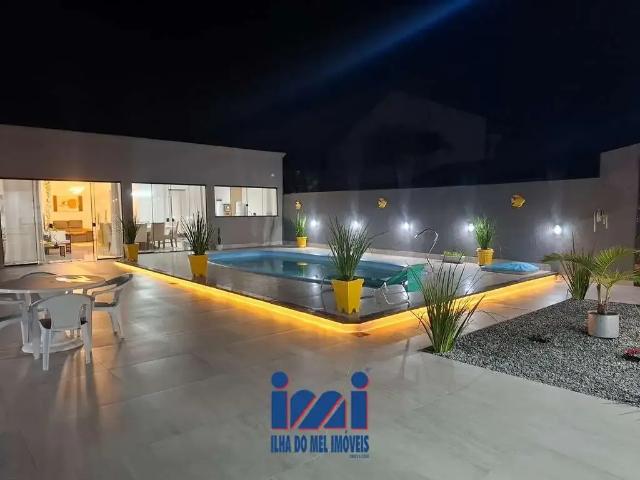 Casa / Sobrado para Venda em Matinhos/PR Balneário Ipacaraí 5 Quartos