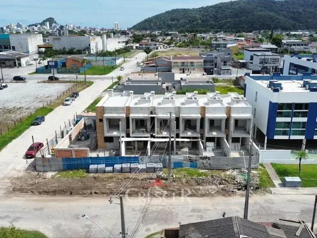 Casa / Sobrado para Venda em Matinhos/PR Bela Vista