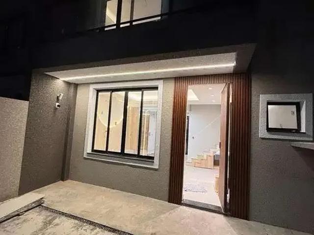 Casa / Sobrado para Venda em Matinhos/PR Caiobá 4 Quartos