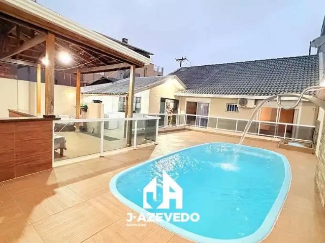 Casa / Sobrado para Venda em Matinhos/PR Caiobá 4 Quartos