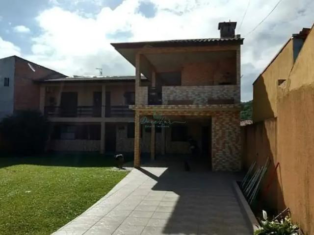 Casa / Sobrado para Venda em Matinhos/PR Caiobá 6 Quartos