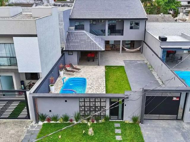 Casa / Sobrado para Venda em Matinhos/PR Centro 4 Quartos