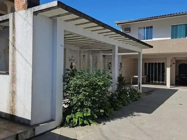 Casa / Sobrado para Venda em Matinhos/PR Centro 5 Quartos