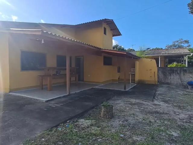 Casa / Sobrado para Venda em Matinhos/PR Centro 2 Quartos