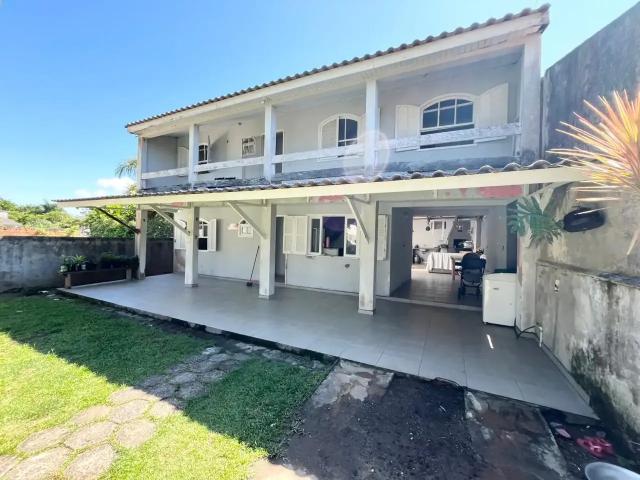 Casa / Sobrado para Venda em Matinhos/PR Centro 3 Quartos