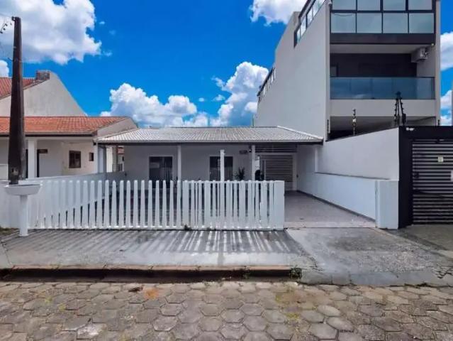Casa / Sobrado para Venda em Matinhos/PR Costa Azul 3 Quartos