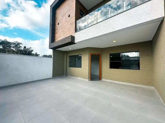 Casa / Sobrado para Venda em Matinhos/PR Praia Grande 3 Quartos