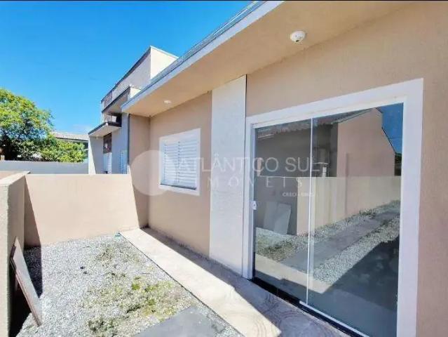 Casa / Sobrado para Venda em Matinhos/PR Rio da Onça 2 Quartos