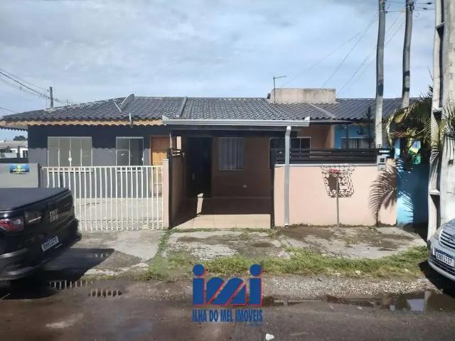 Casa / Sobrado para Venda em Matinhos/PR Rio da Onça 2 Quartos