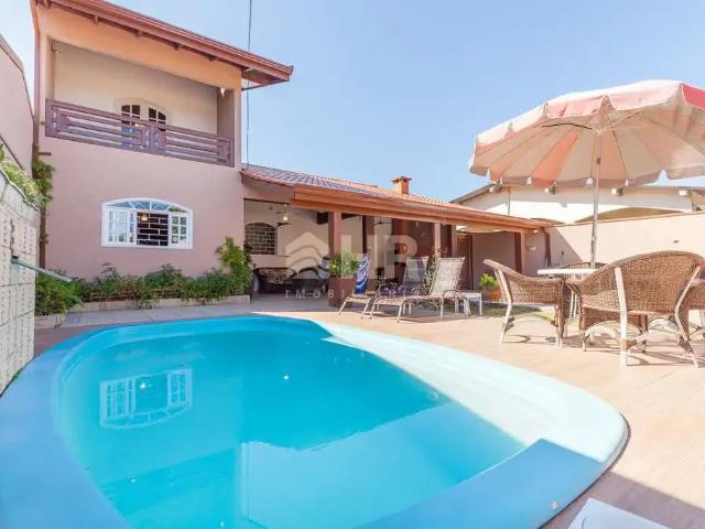 Casa / Sobrado para Venda em Matinhos/PR Riviera 4 Quartos