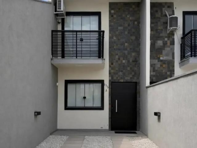 Casa / Sobrado para Venda em Matinhos/PR Saint Etiene 2 Quartos