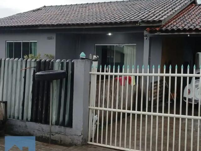 Casa / Sobrado para Venda em Matinhos/PR Saint Etiene 3 Quartos