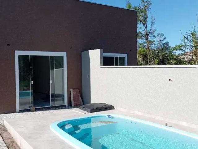 Casa / Sobrado para Venda em Matinhos/PR Saint Etiene 3 Quartos