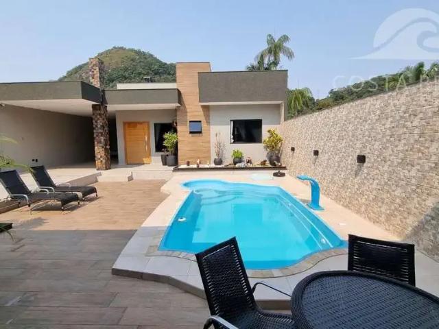 Casa / Sobrado para Venda em Matinhos/PR Sertãozinho 3 Quartos