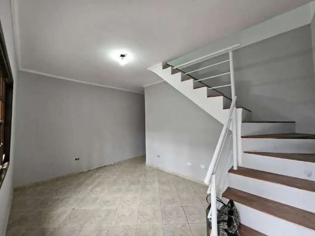 Casa / Sobrado para Venda em Mauá/SP Parque São Vicente 2 Quartos