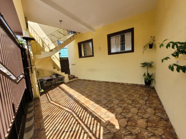 Casa / Sobrado para Venda em Mauá/SP Parque São Vicente 4 Quartos