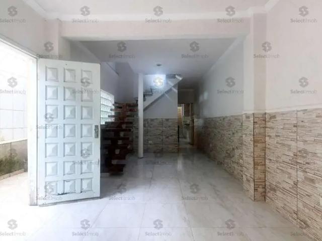 Casa / Sobrado para Venda em Mauá/SP Parque São Vicente 4 Quartos