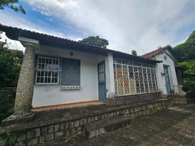 Casa / Sobrado para Venda em Miguel Pereira/RJ Barão de Javary 5 Quartos