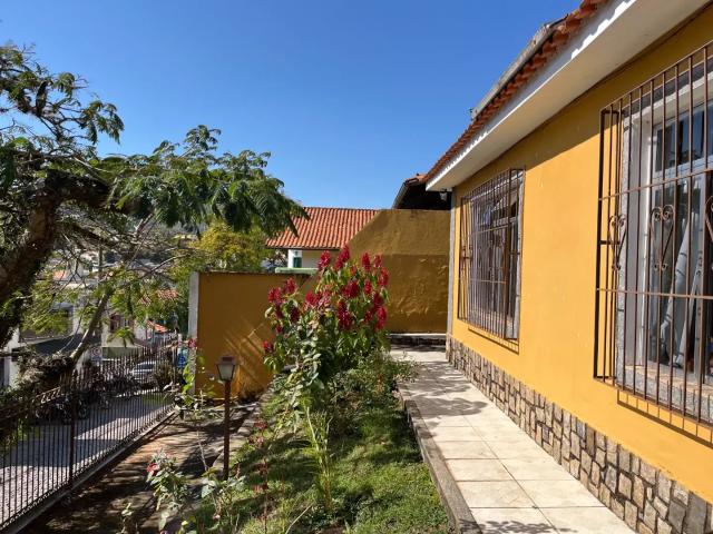 Casa / Sobrado para Venda em Miguel Pereira/RJ Centro 3 Quartos