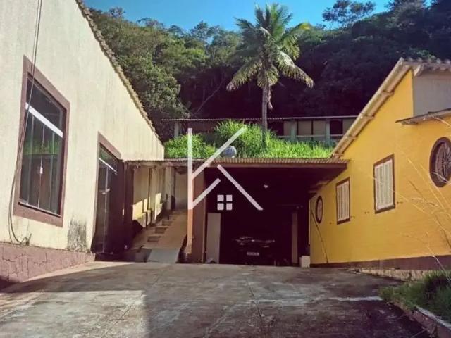 Casa / Sobrado para Venda em Miguel Pereira/RJ Lagoinha 6 Quartos