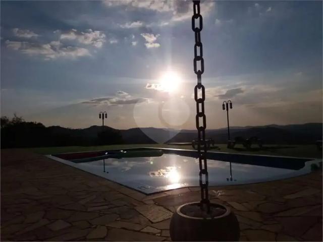 Casa / Sobrado para Venda em Monte Alegre do Sul/SP Centro 3 Quartos