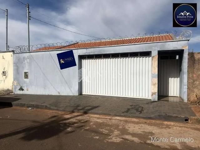 Casa / Sobrado para Venda em Monte Carmelo/MG Cidade Jardim 2 Quartos