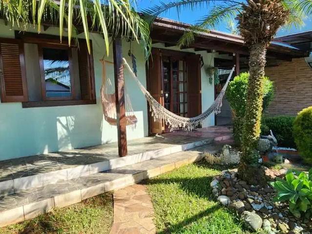 Casa / Sobrado para Venda em Montenegro/RS Centenário 3 Quartos