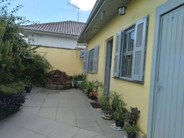Casa / Sobrado para Venda em Montenegro/RS Centro 2 Quartos