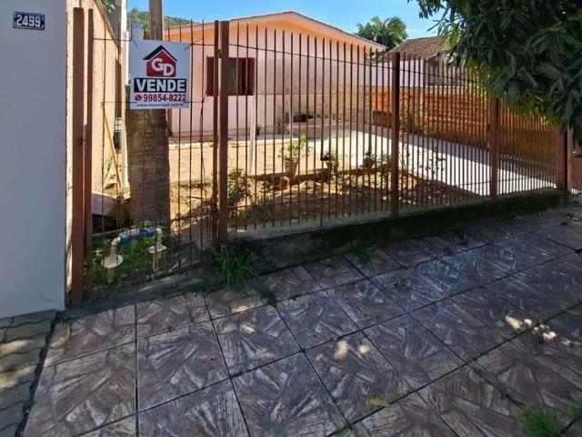 Casa / Sobrado para Venda em Montenegro/RS Centro 3 Quartos