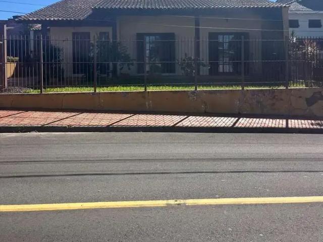 Casa / Sobrado para Venda em Montenegro/RS Centro 3 Quartos