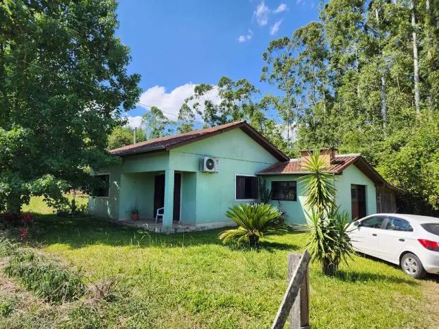 Casa / Sobrado para Venda em Montenegro/RS Santos Reis 2 Quartos