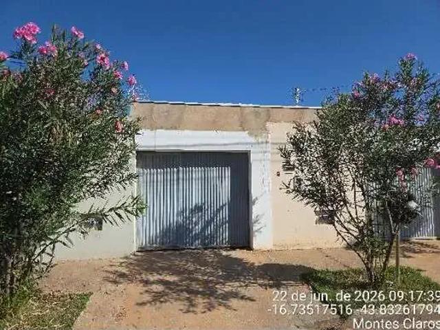 Casa / Sobrado para Venda em Montes Claros/MG Delfino Magalhães 3 Quartos