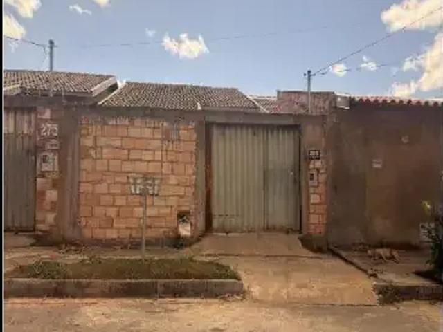 Casa / Sobrado para Venda em Montes Claros/MG Residencial Golden Village