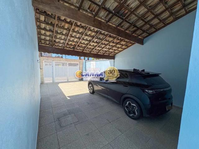 Casa / Sobrado para Venda em Mongaguá/SP Balneário Umuarama 3 Quartos