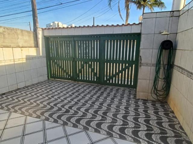 Casa / Sobrado para Venda em Mongaguá/SP Balneário Mongaguá 3 Quartos