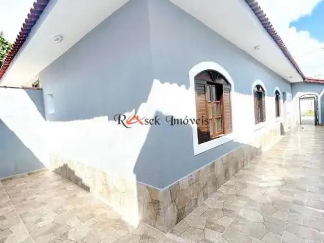 Casa / Sobrado para Venda em Mongaguá/SP Balneário Plataforma 3 Quartos