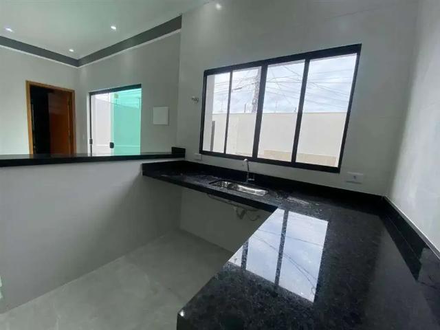 Casa / Sobrado para Venda em Mongaguá/SP Balneário Plataforma 3 Quartos