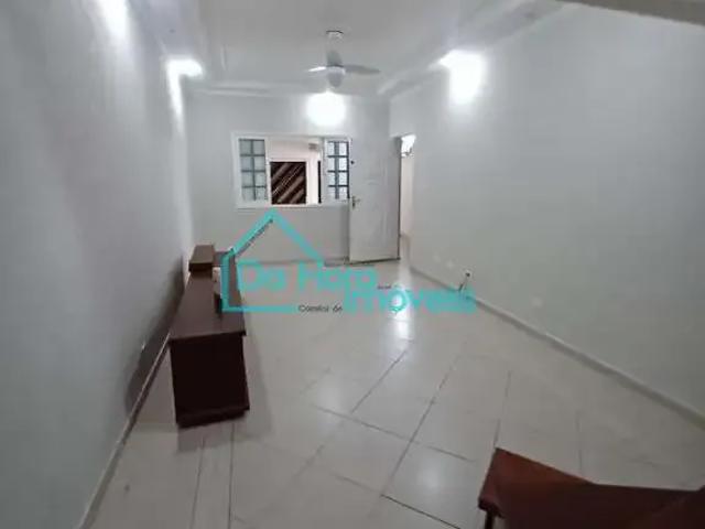 Casa / Sobrado para Venda em Mongaguá/SP Centro 4 Quartos