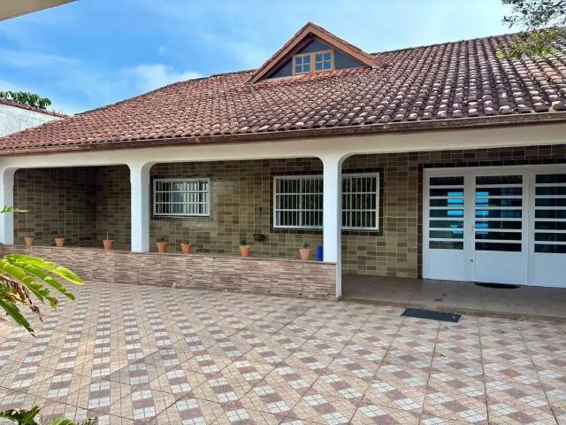 Casa / Sobrado para Venda em Mongaguá/SP Florida Mirim 3 Quartos