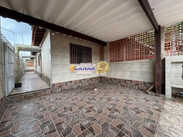 Casa / Sobrado para Venda em Mongaguá/SP Itaóca 3 Quartos