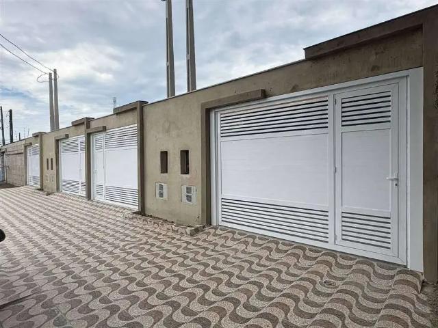 Casa / Sobrado para Venda em Mongaguá/SP Jussara 2 Quartos
