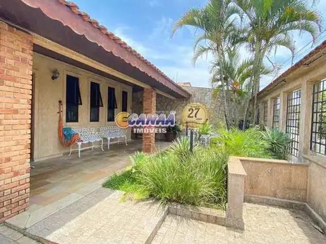 Casa / Sobrado para Venda em Mongaguá/SP Vila Anhanguera 7 Quartos