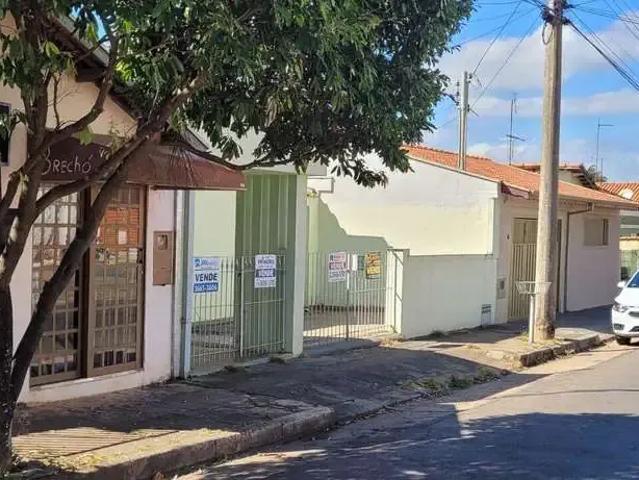 Casa / Sobrado para Venda em Mococa/SP Centro 3 Quartos