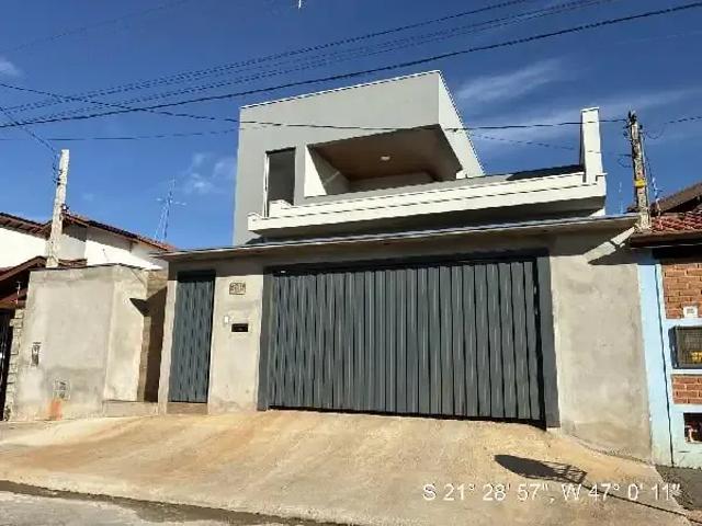 Casa / Sobrado para Venda em Mococa/SP Jardim José André de Lima 3 Quartos