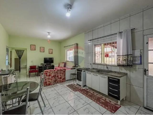 Casa / Sobrado para Venda em Mogi Mirim/SP Centro 1 Quartos