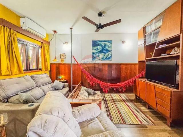 Casa / Sobrado para Venda em Mogi Mirim/SP Centro 3 Quartos