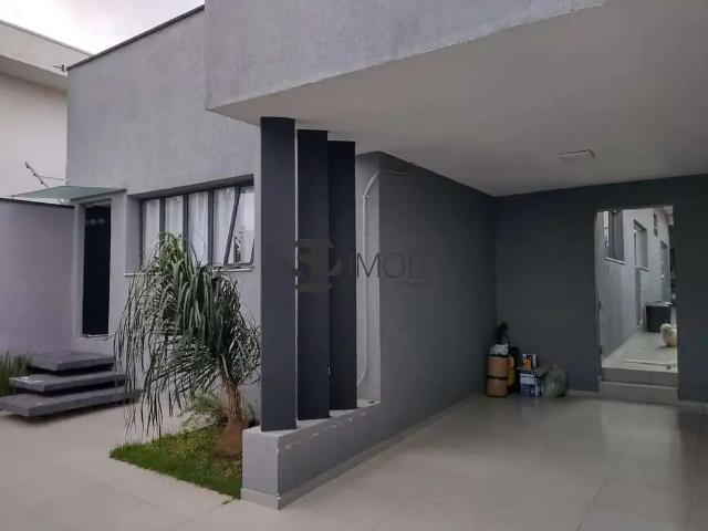 Casa / Sobrado para Venda em Mogi Mirim/SP Jardim Áurea 4 Quartos