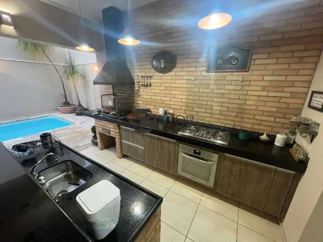 Casa / Sobrado para Venda em Mogi Mirim/SP Jardim Brasília 3 Quartos